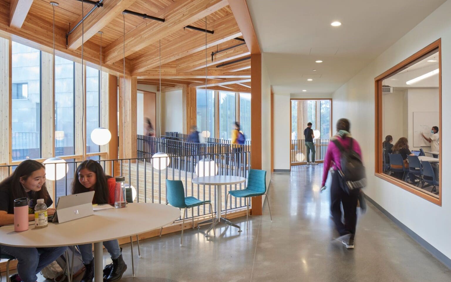 Wellesley College Science Complex Atrium - Bensonwood